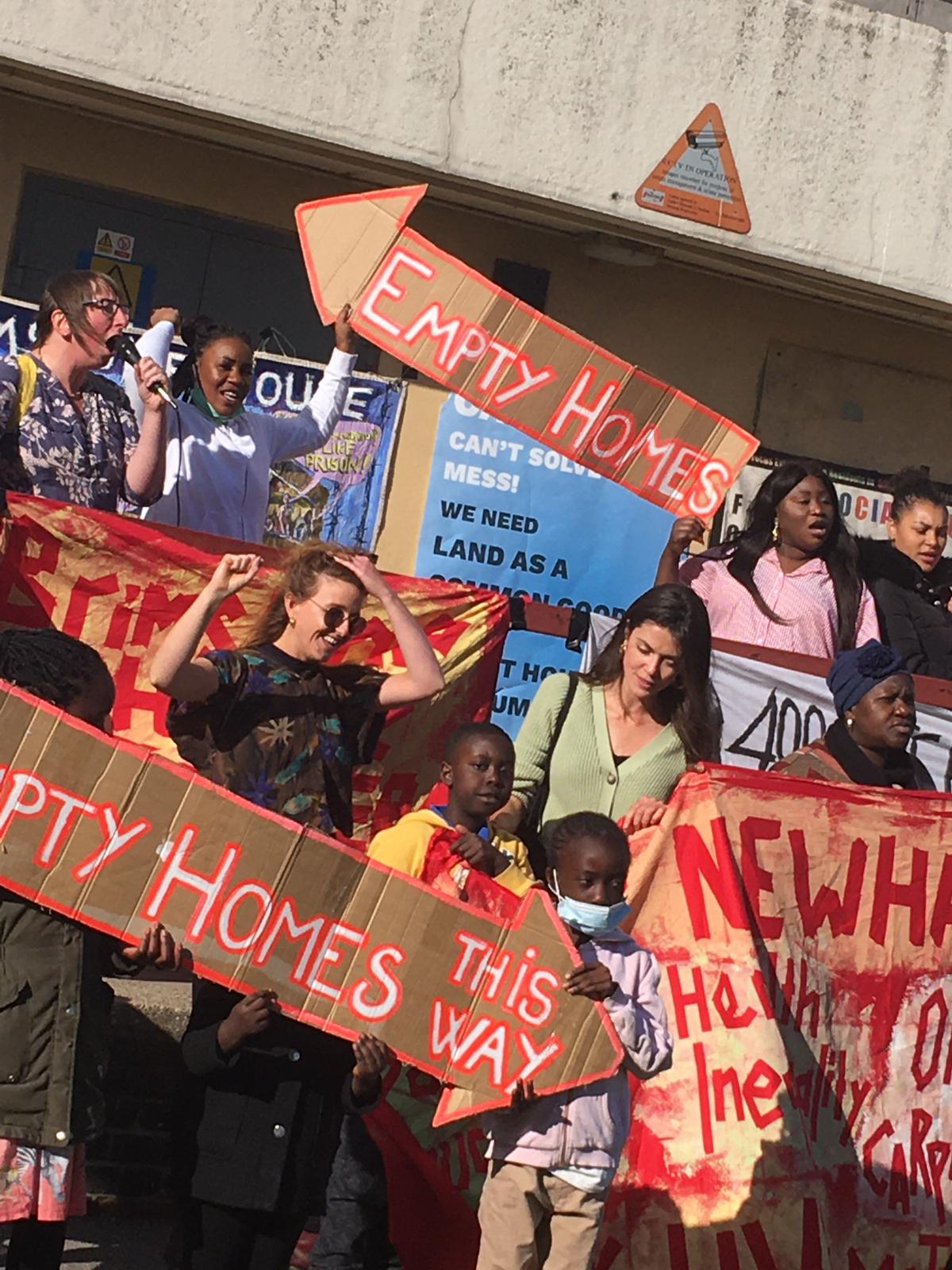 Newham hostel residents walk out to demand housing rights for all ...